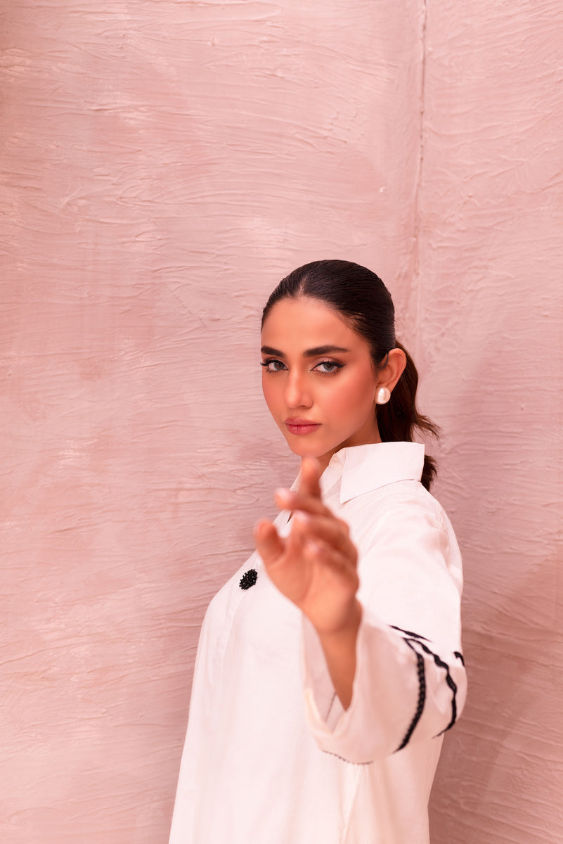 Code Ilc 2172 2 Piece Ilace